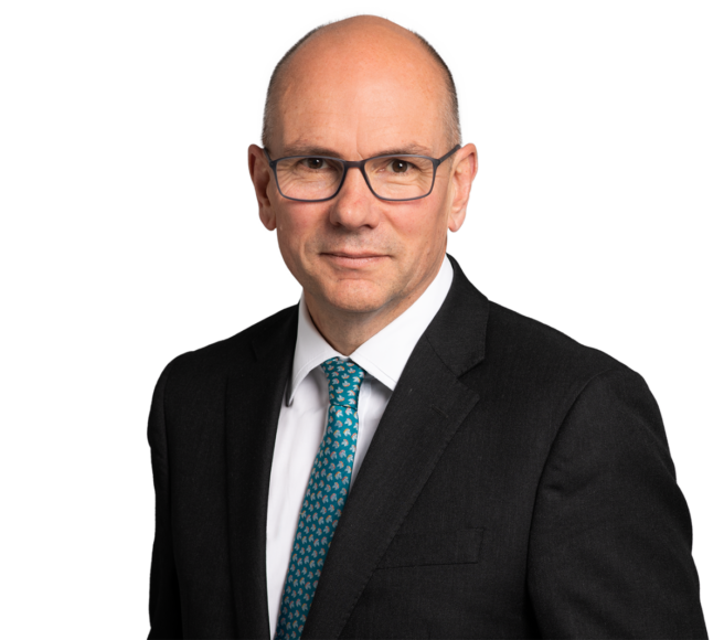 Chambers & Partners Global Guide 2025 - 4 New Square Chambers