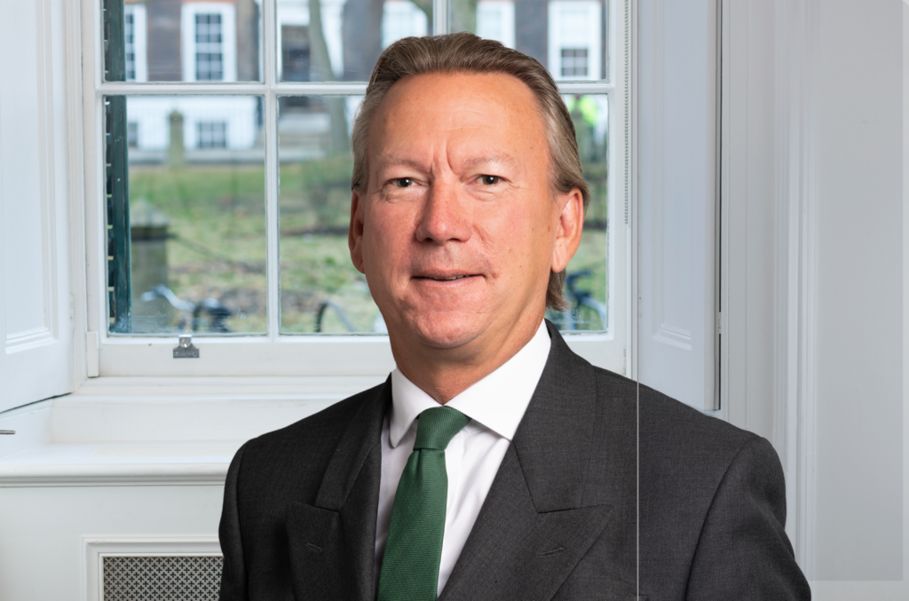 4 New Square - Leading Commercial Set of Barristers